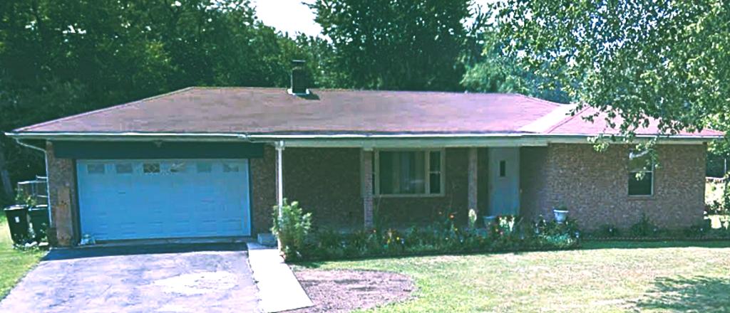 2301 Mayfair Drive, Indianapolis, IN, US | Housecreep