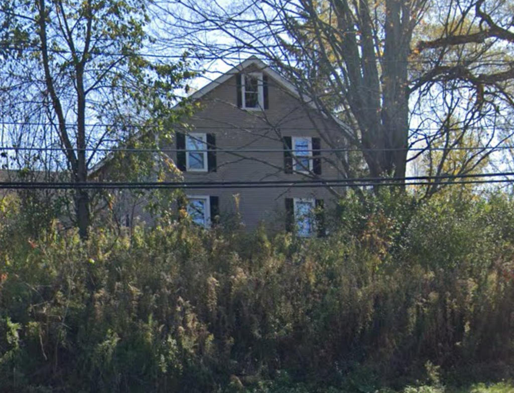 333 South Main Street, Lanesborough, MA, US | Housecreep